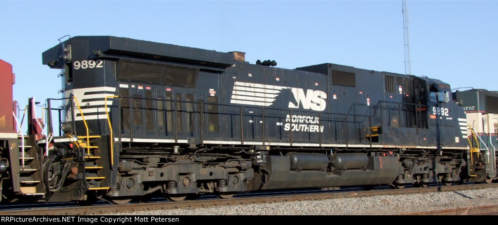 NS 9892